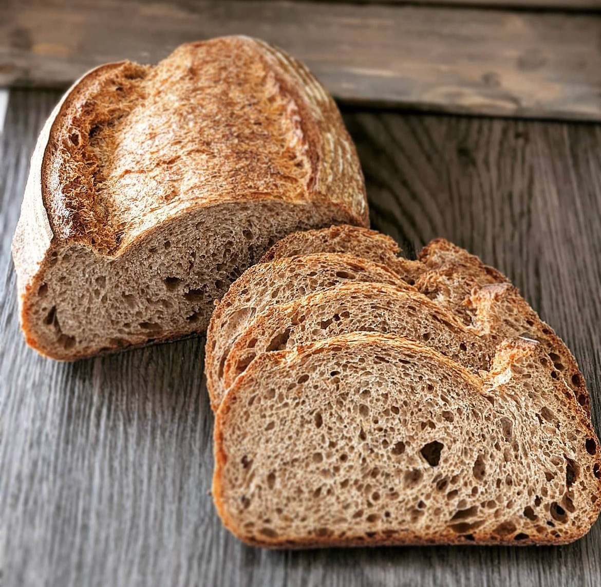 Miche Intégrale - Boulangerie et Pâtisserie Tillemont